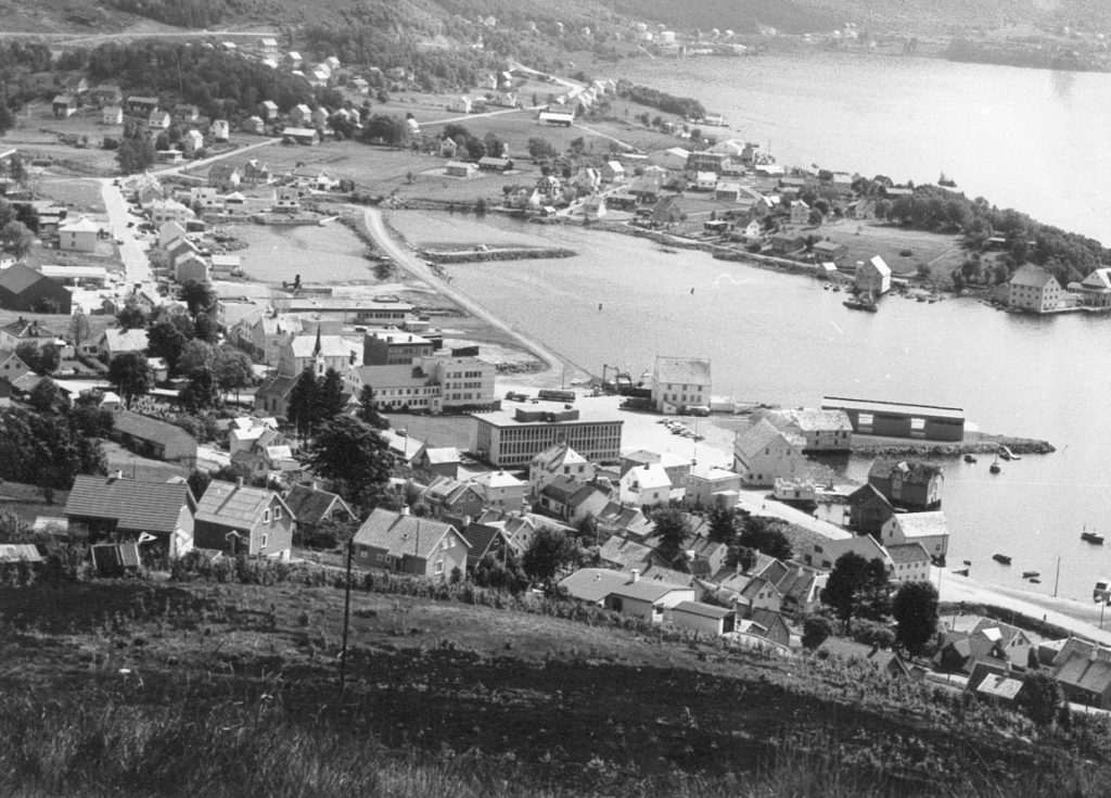 Asbjørn Waage - Ulstein Historielag