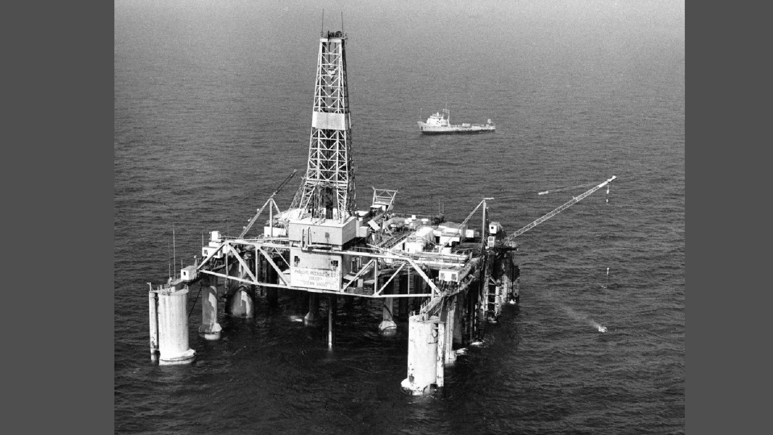 UT-704- skipsdesignet som forandra kysten - Ulstein Historielag